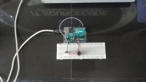 Arduino Temperature Alarm: Code and Wiring Diagram